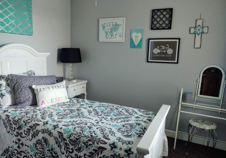 Guiding Light Home – Guiding Light